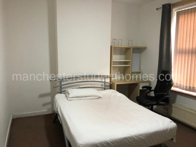 Student accommodation in Manchester - houses homes flats housing